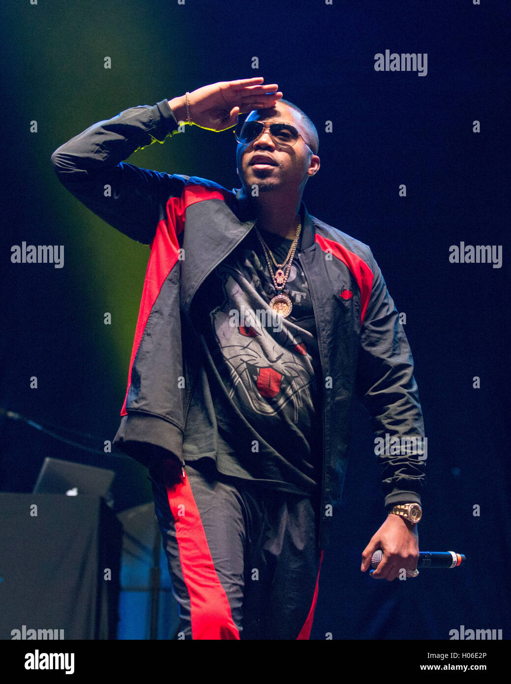 Chicago, Illinois, USA. 17th Sep, 2016. Rapper NAS (NASIR BIN OLU DARA ...