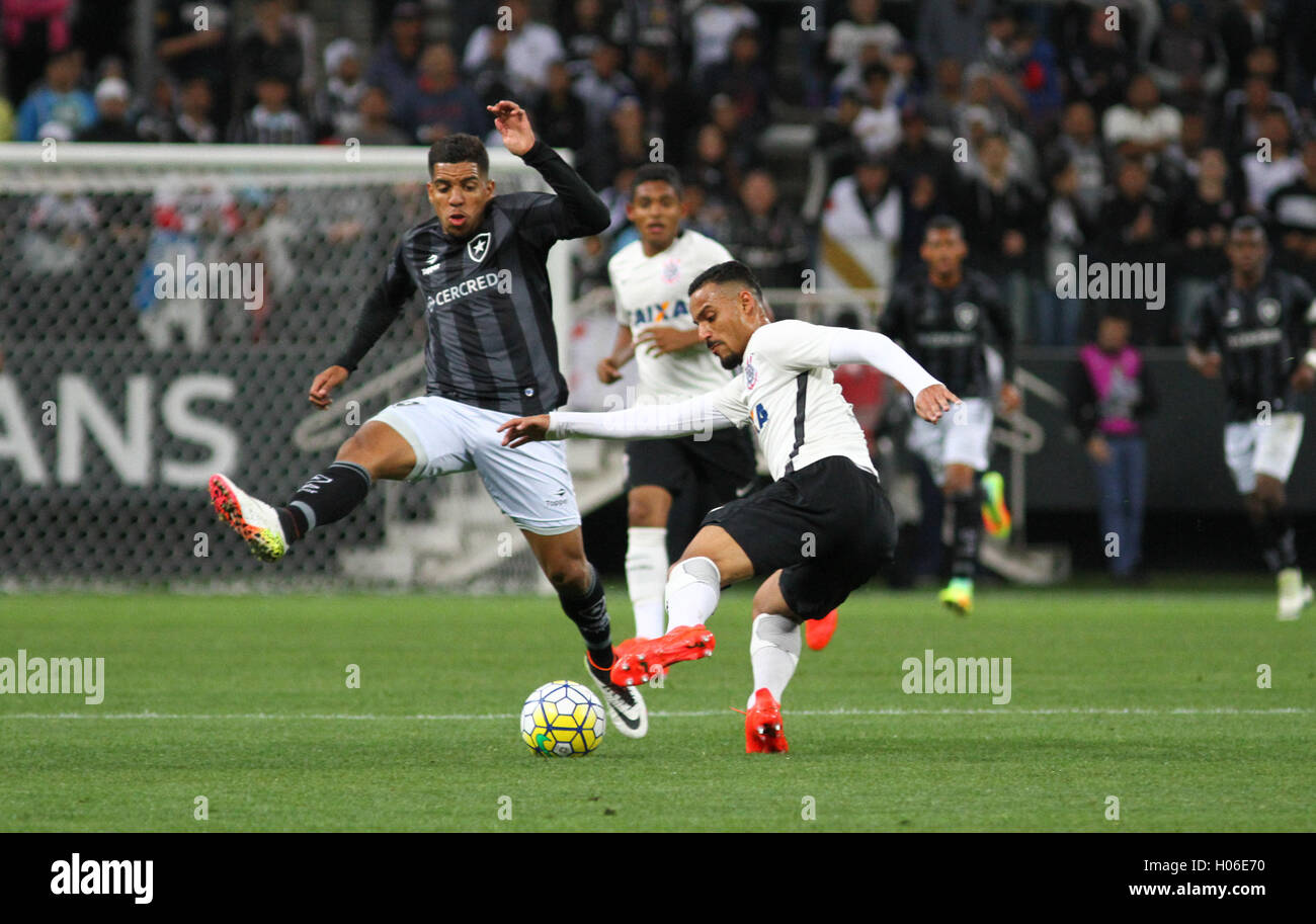 SÃO PAULO, SP - 20.09.2016: CORINTHIANS X BOTAFOGO SUB 20 - Carlo ...