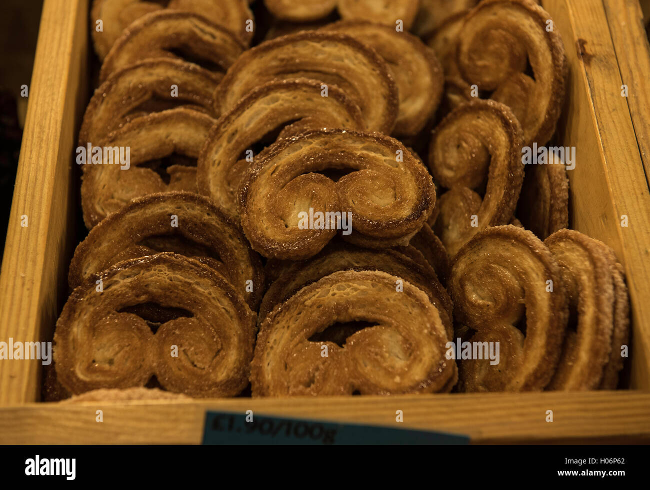 Growing pastry hi-res stock photography and images - Alamy