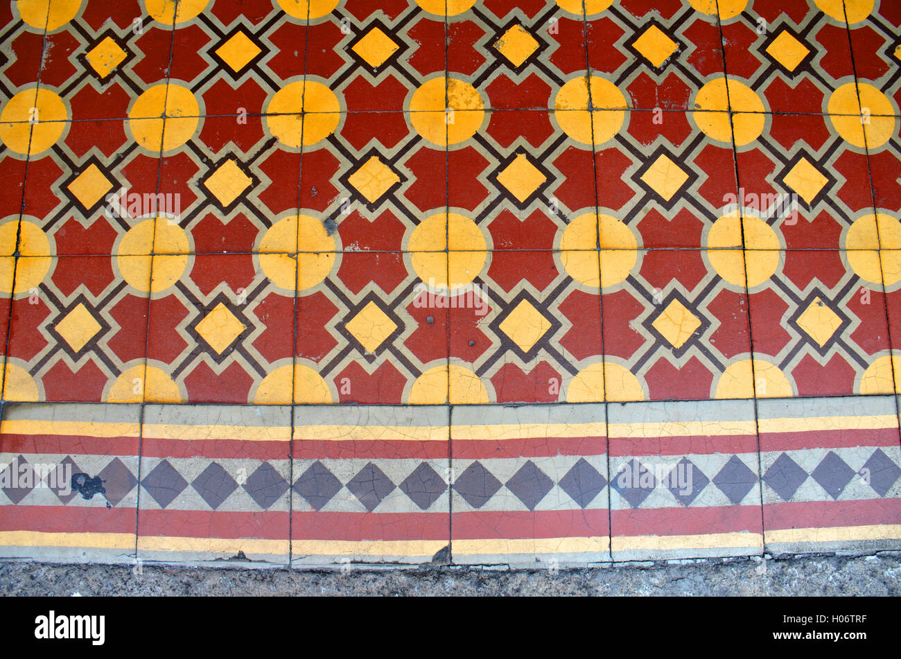Fired tiles hi-res stock photography and images - Alamy