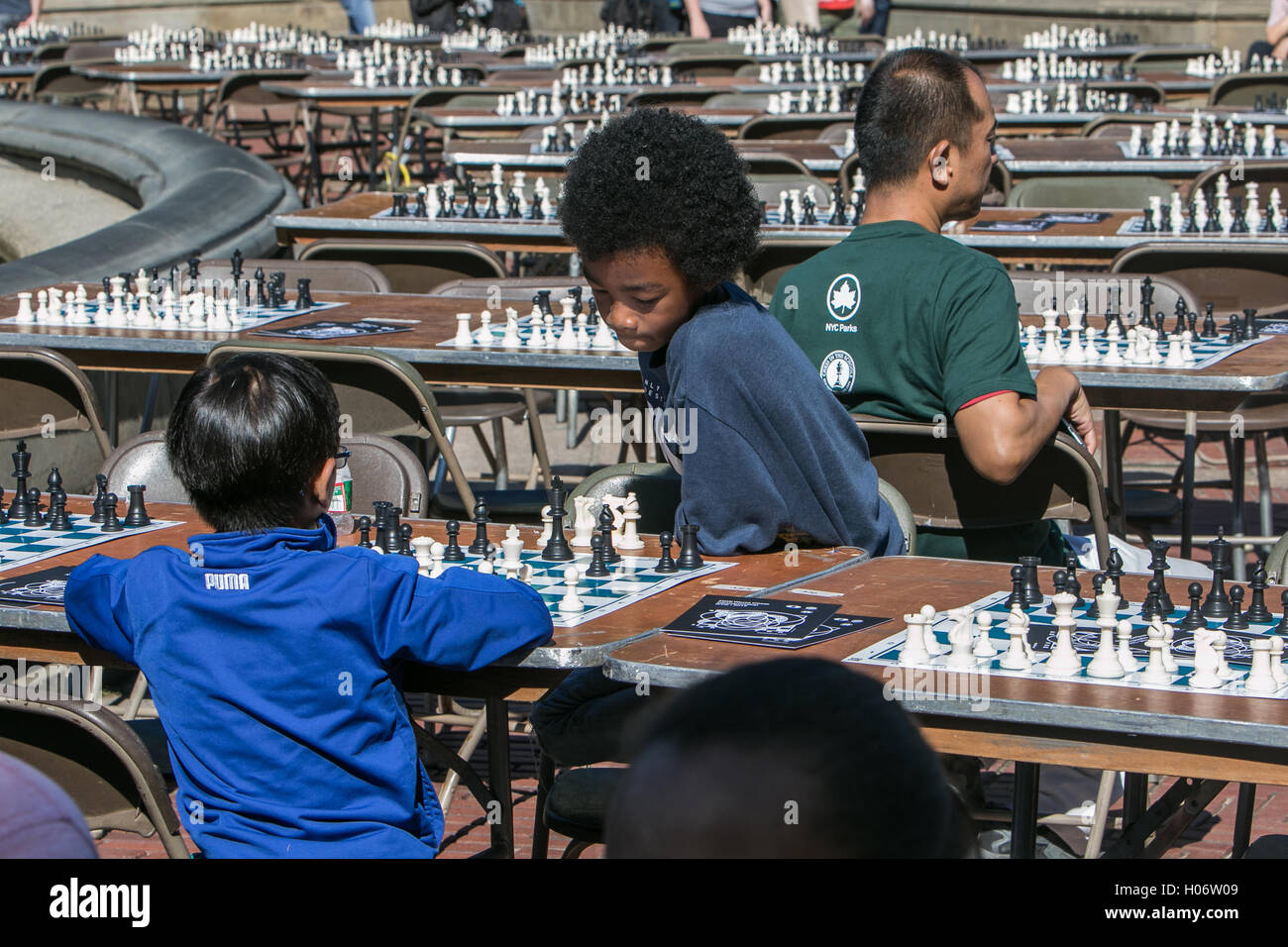 Two chess boards hi-res stock photography and images - Alamy