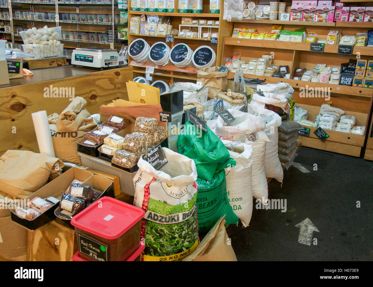 Bulk Shopping Stock Photos & Bulk Shopping Stock Images - Alamy