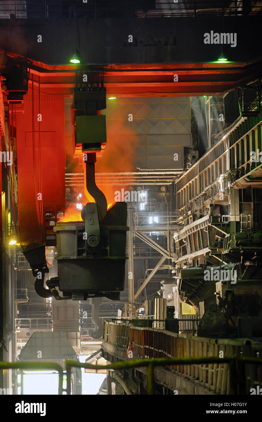 Fire container hi-res stock photography and images - Alamy