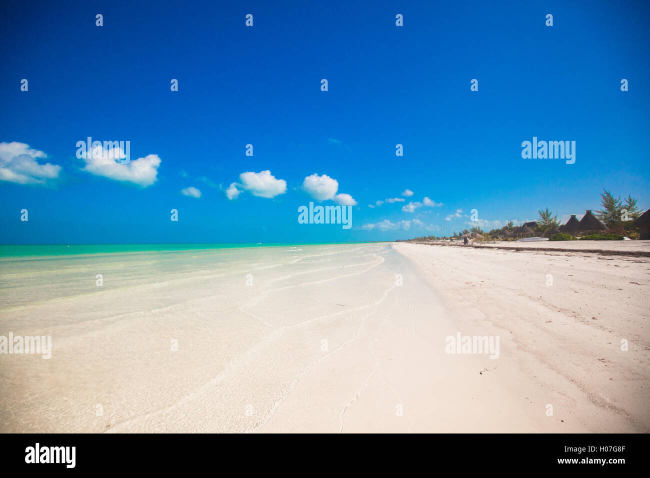 Perfect tropical beach with turquoise water Stock Photo - Alamy