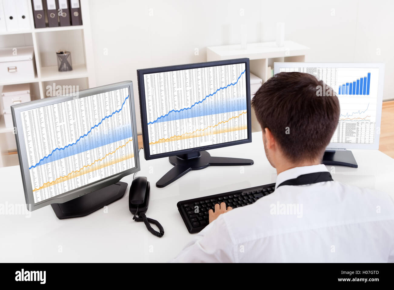 Bull market hi-res stock photography and images - Alamy