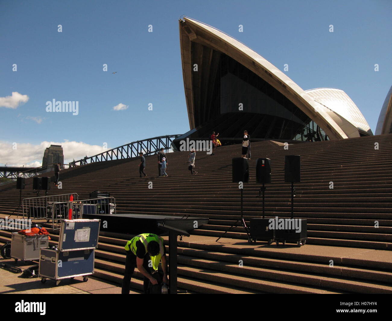 White opera house shells hi-res stock photography and images - Alamy