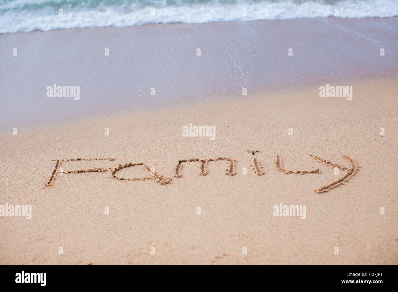 Family word hi-res stock photography and images - Alamy