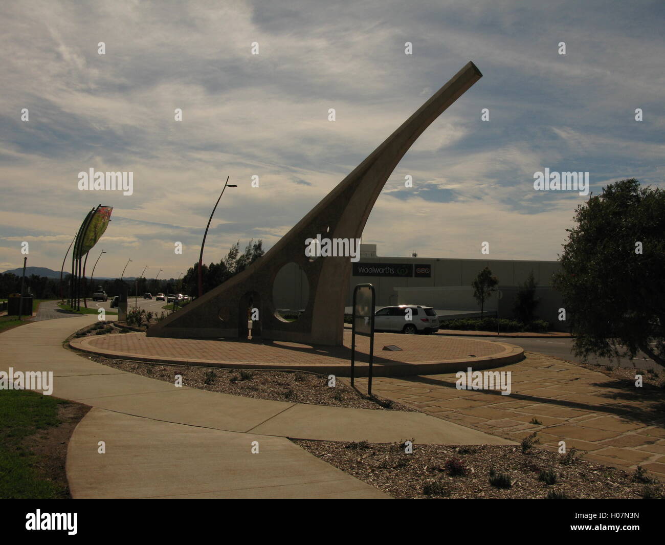 Singleton Sundial, Singleton, New South Wales, Australia. Presented to ...
