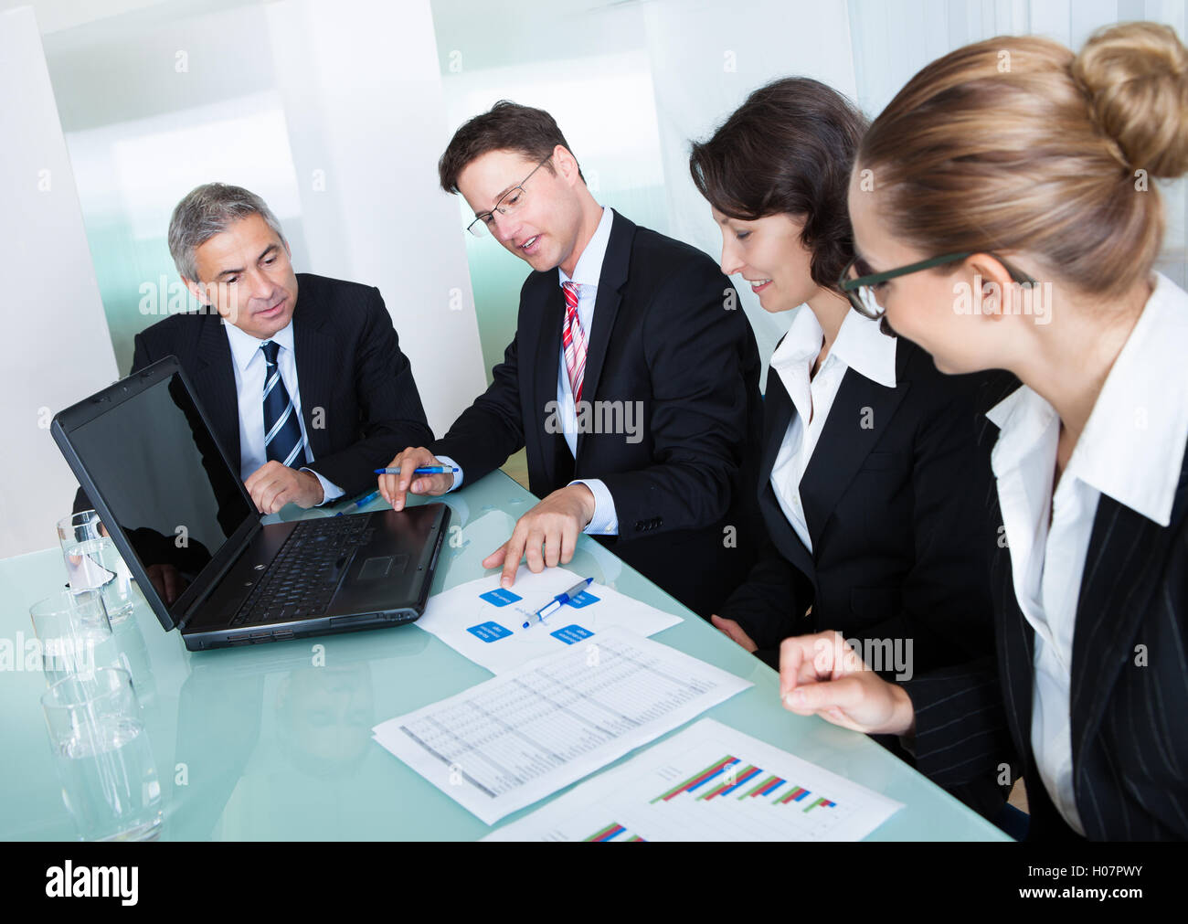 Statistical analysis hi-res stock photography and images - Alamy