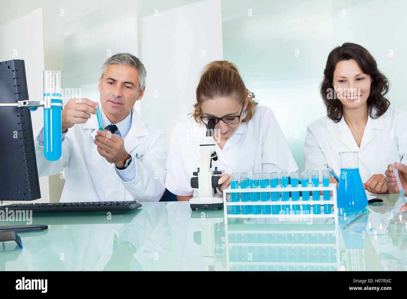 Paramedical hi-res stock photography and images - Alamy