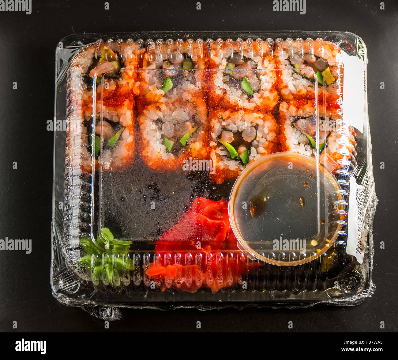 Japan traditional sushi package hi-res stock photography and images - Alamy