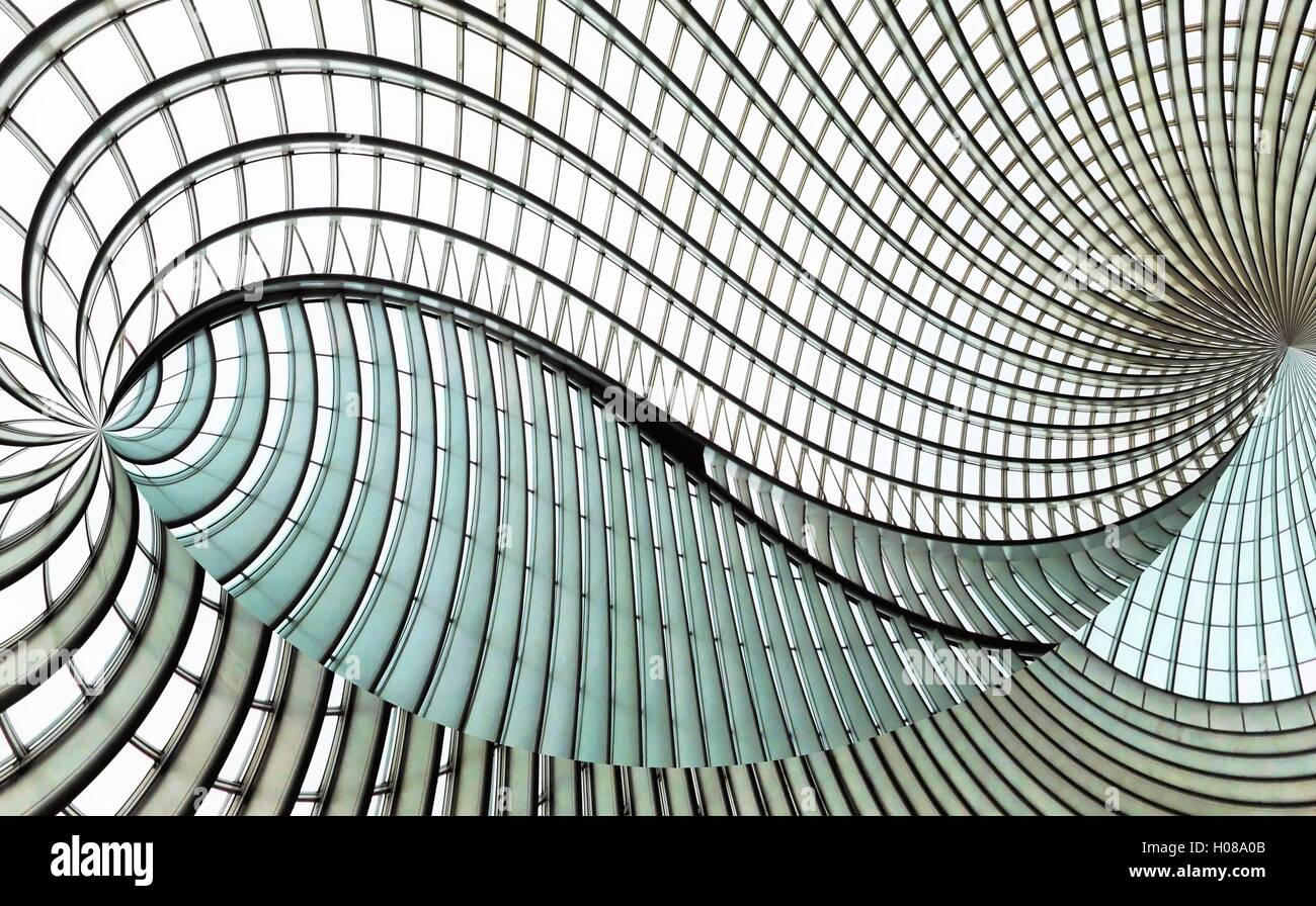 Overlapping structures hi-res stock photography and images - Alamy