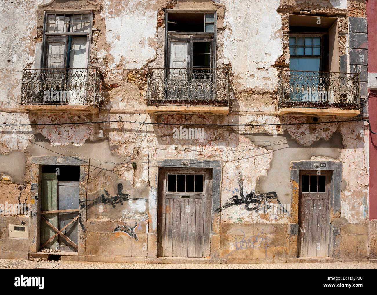 Run Down Property Stock Photos & Run Down Property Stock Images - Alamy