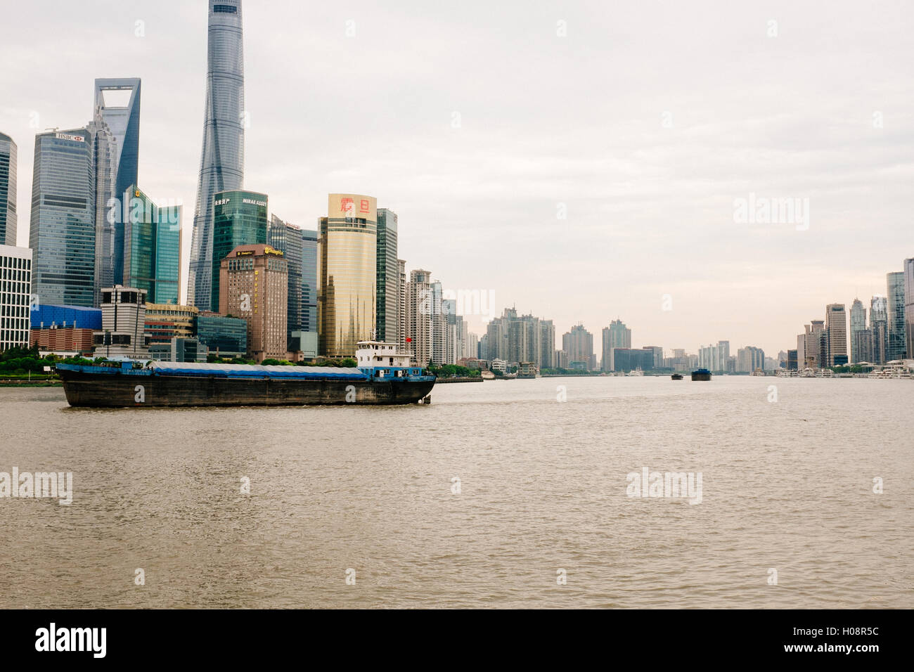 The bund, Shanghai China Stock Photo - Alamy