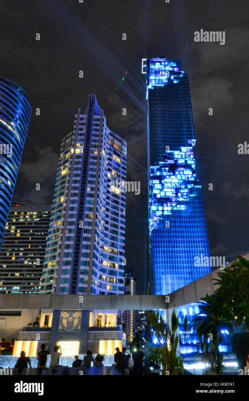The Mahanakhon building lit up on its first night, Bangkok's new ...