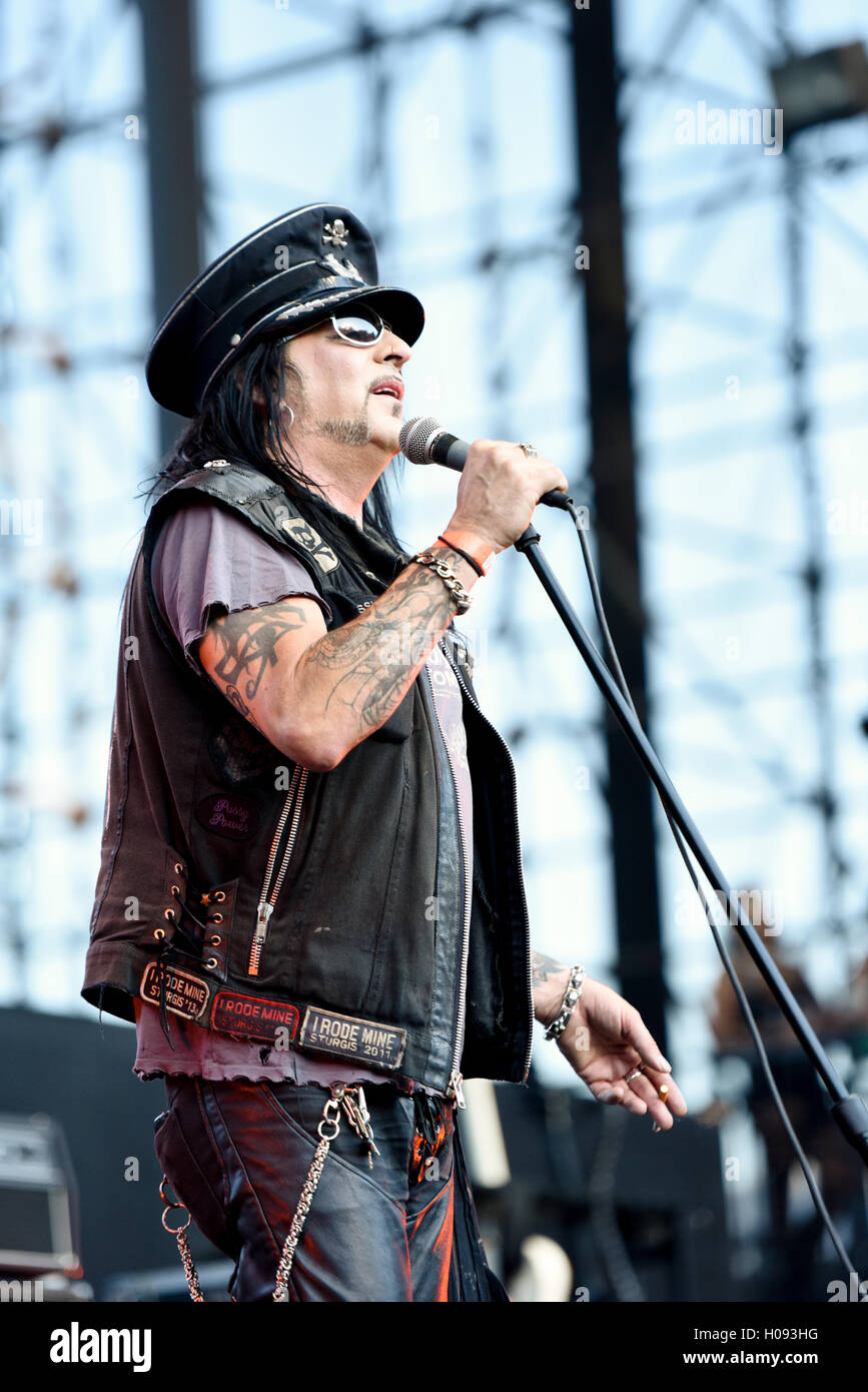 September 17, 2016, Irvine California, Taime Downe lead singer of ...