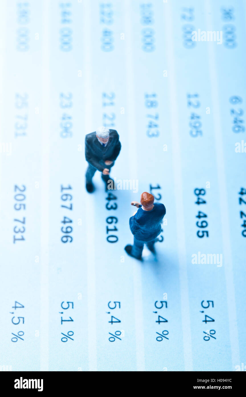 Financial deal concept hi-res stock photography and images - Alamy