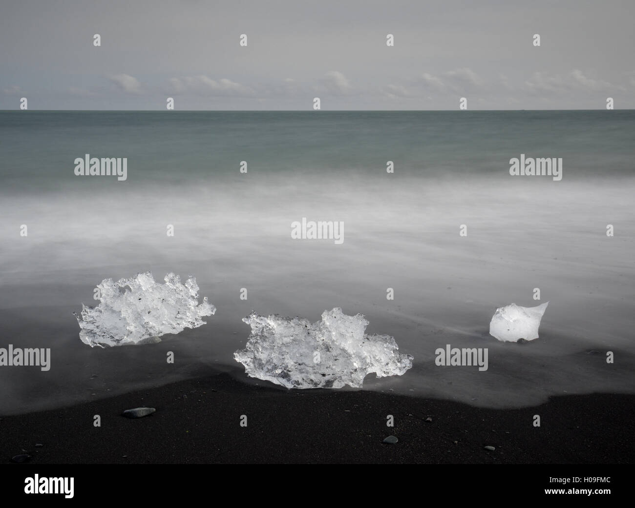 Cold regions hi-res stock photography and images - Alamy