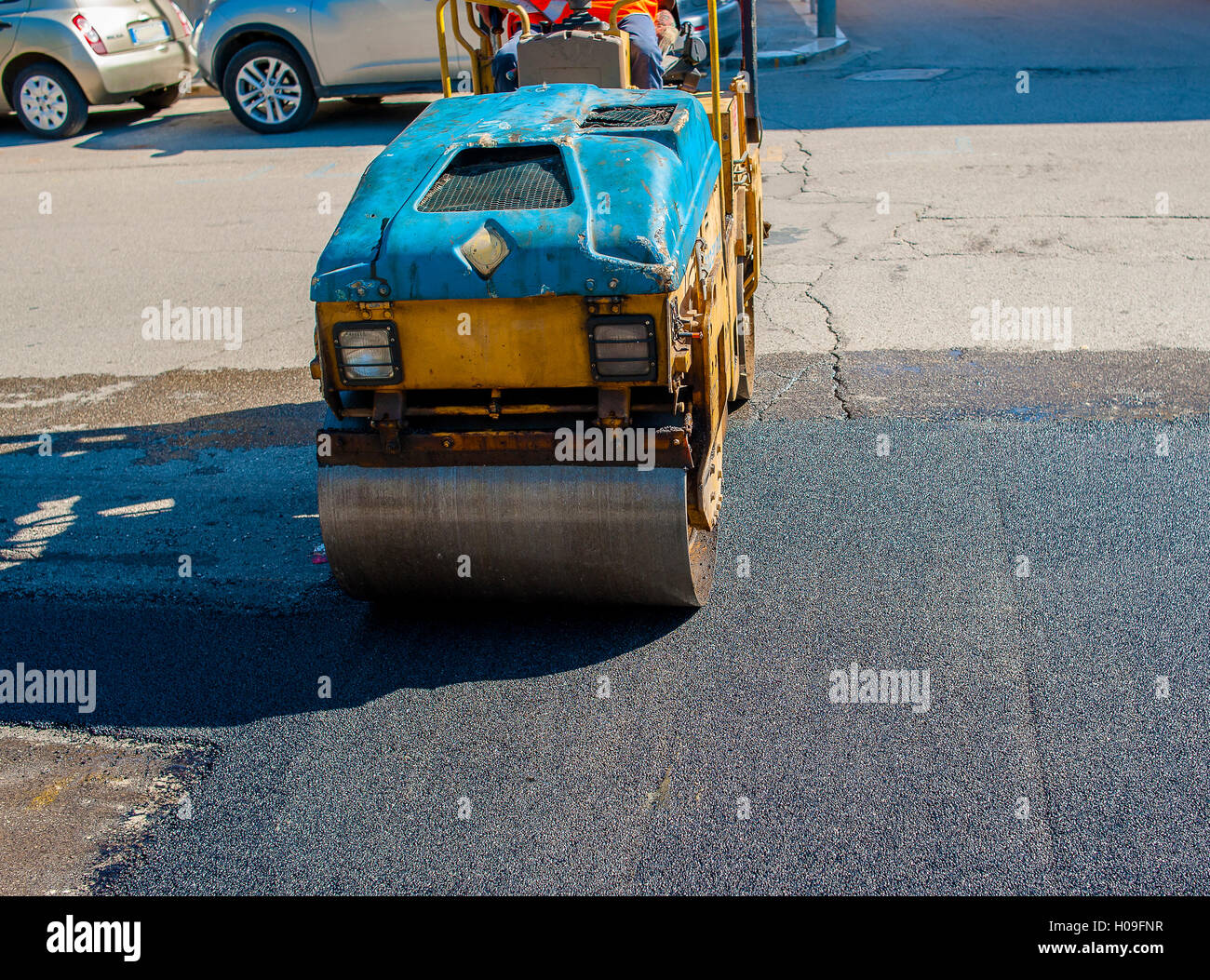 Vibration roller compactor hi-res stock photography and images - Alamy