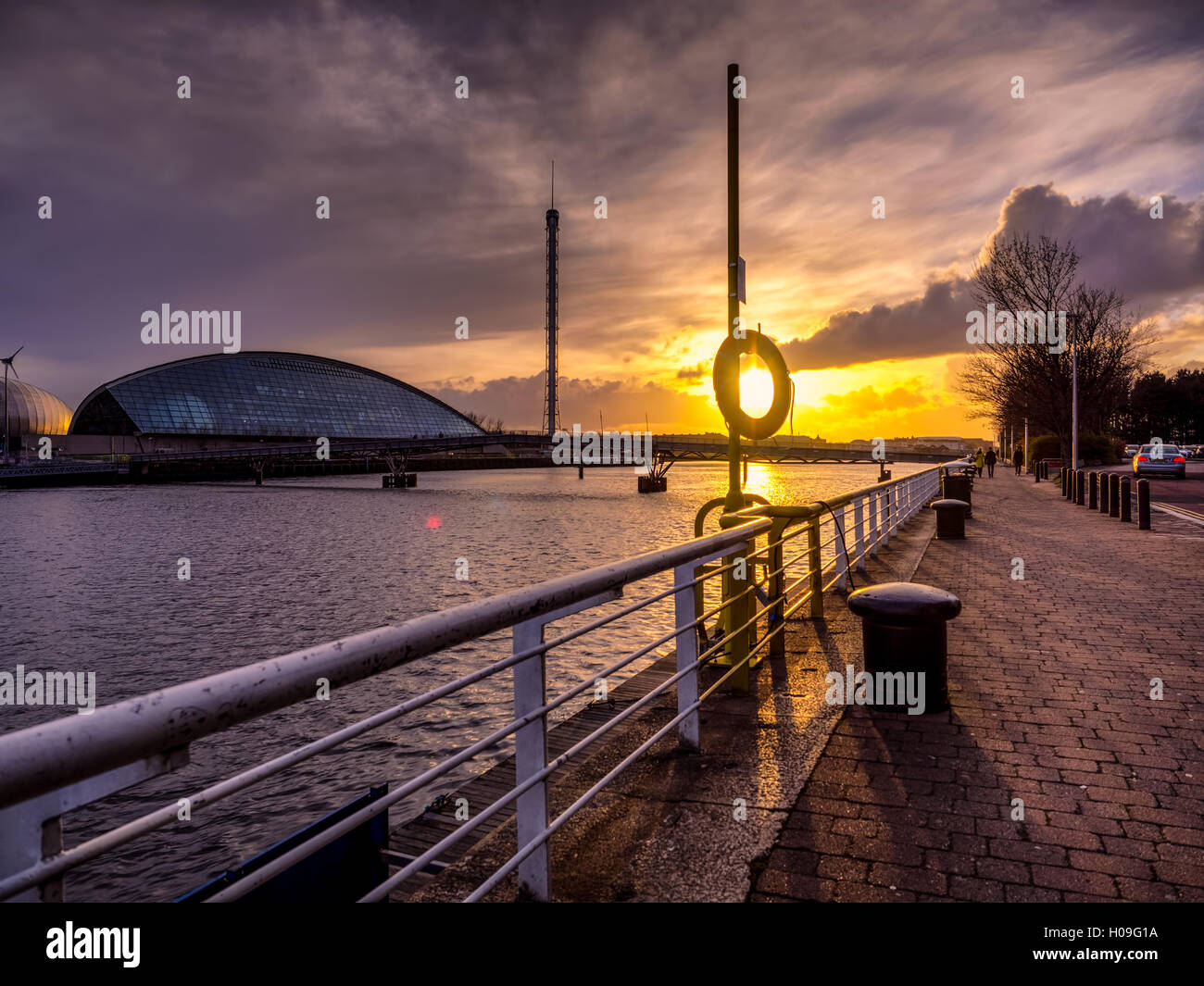 A stunning sunset over the River Clyde, Glasgow, Scotland, United ...