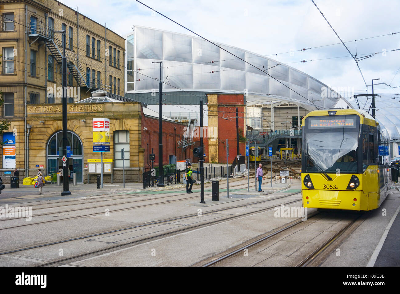 Manchester victoria station hi-res stock photography and images - Alamy