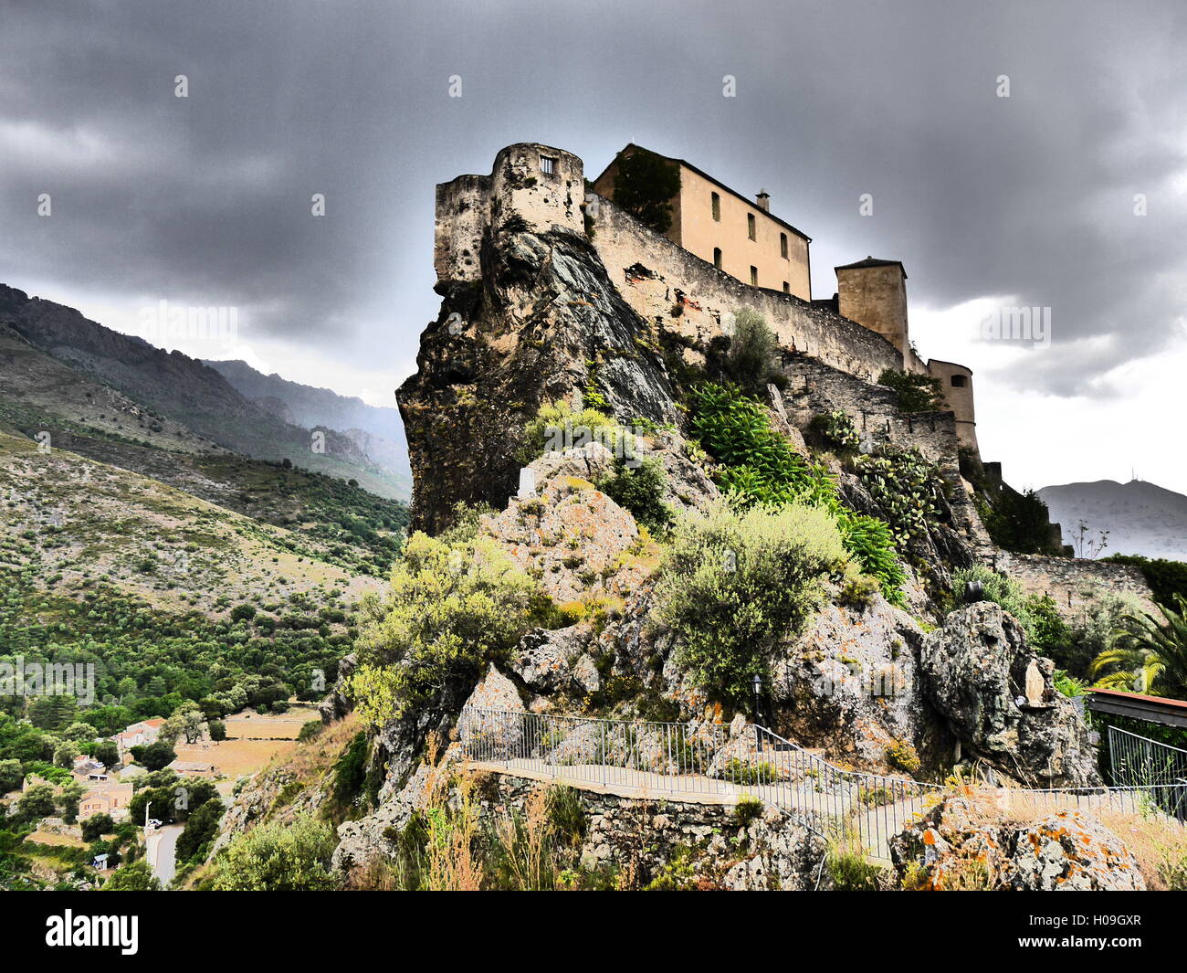 Dramatic image of the Citadelle in the haute ville (old town), Corte ...