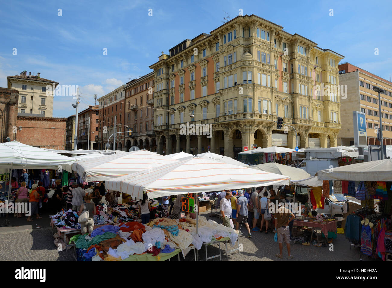 Via irnerio hi-res stock photography and images - Alamy