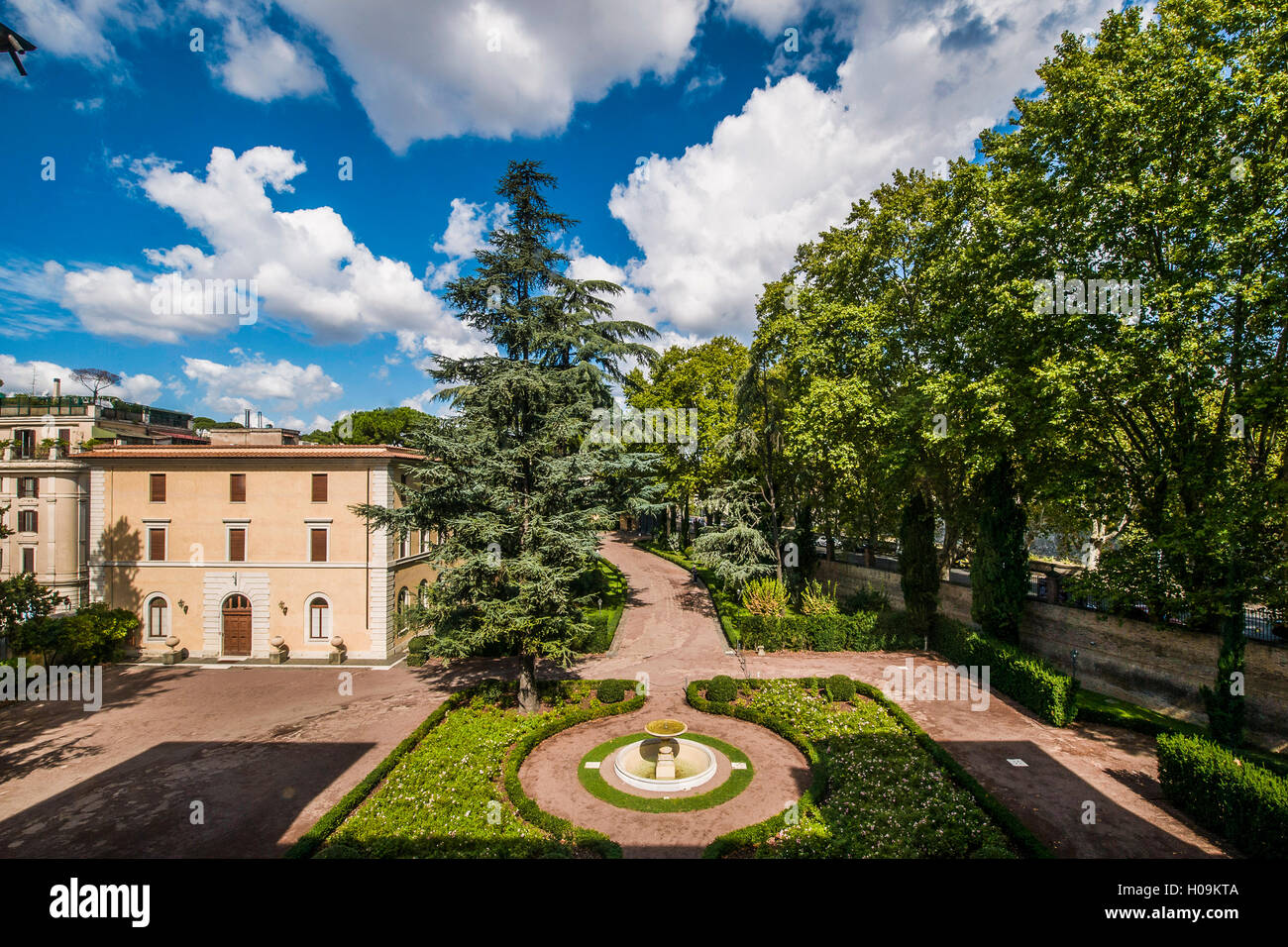 Villa farnesina garden hi-res stock photography and images - Alamy