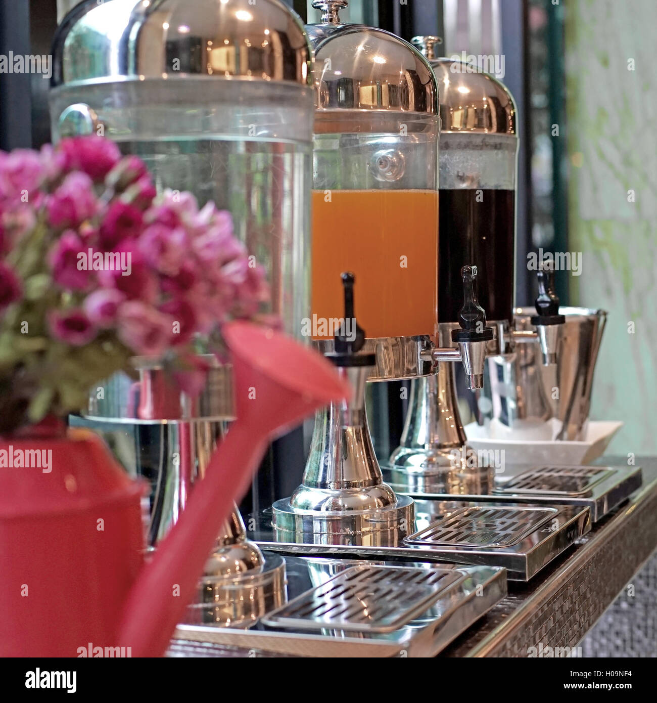 Water bottles restaurant hi-res stock photography and images - Alamy