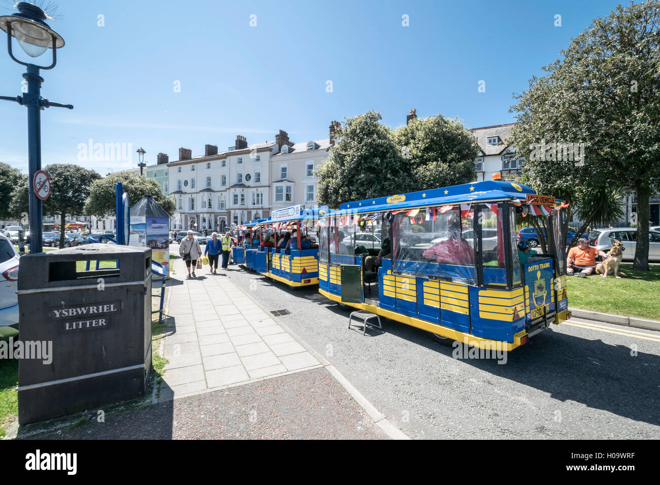 Dotto tourist train hi-res stock photography and images - Alamy