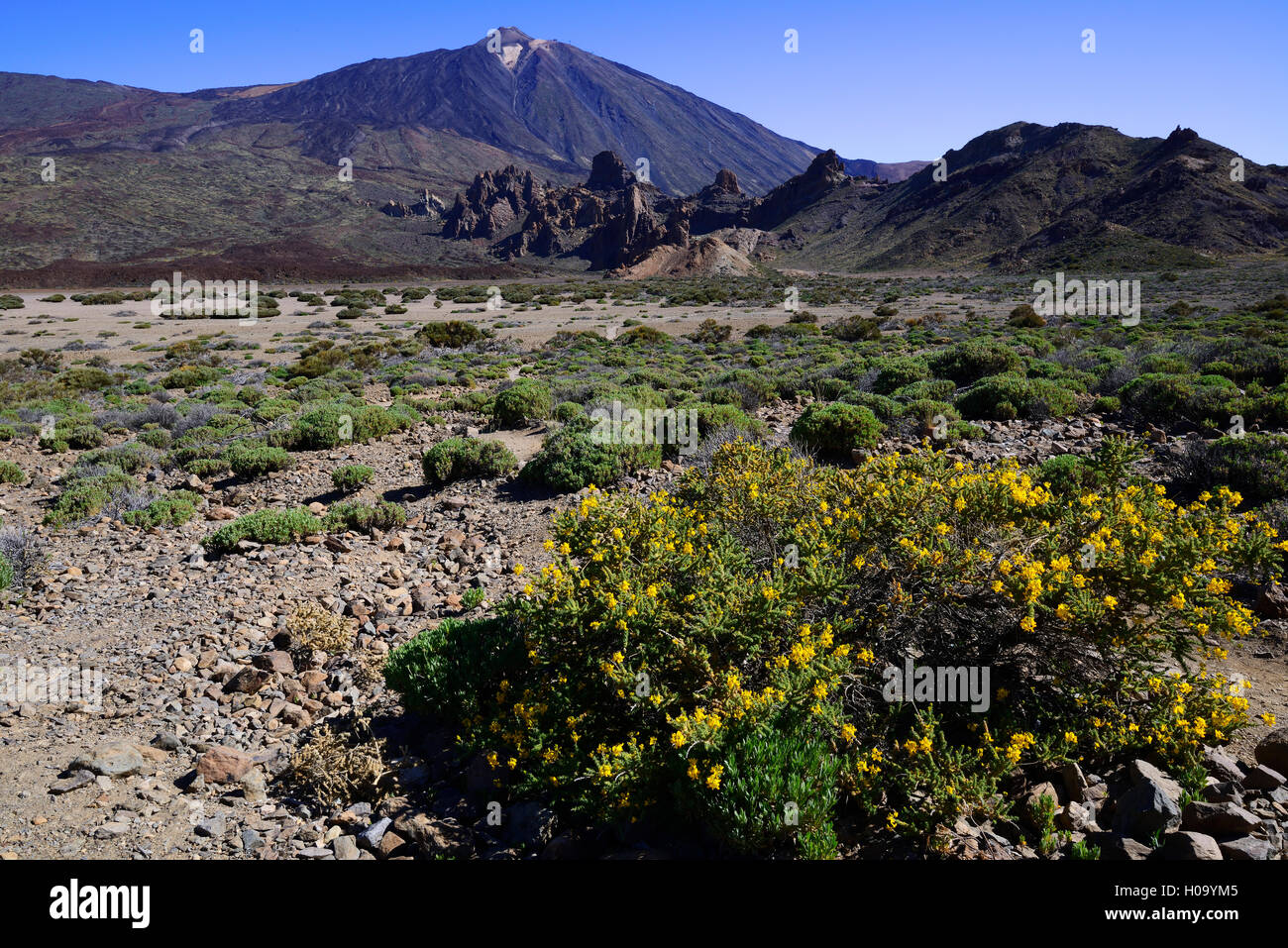 Volcano Volcanic Volcanic Landscape Barren Barrenness Dry Drought Rocky ...