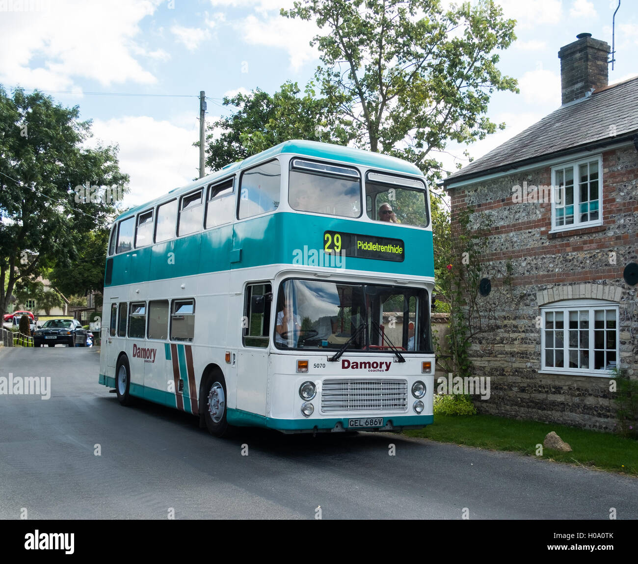 Damory country bus at Piddle Hinton Stock Photo - Alamy