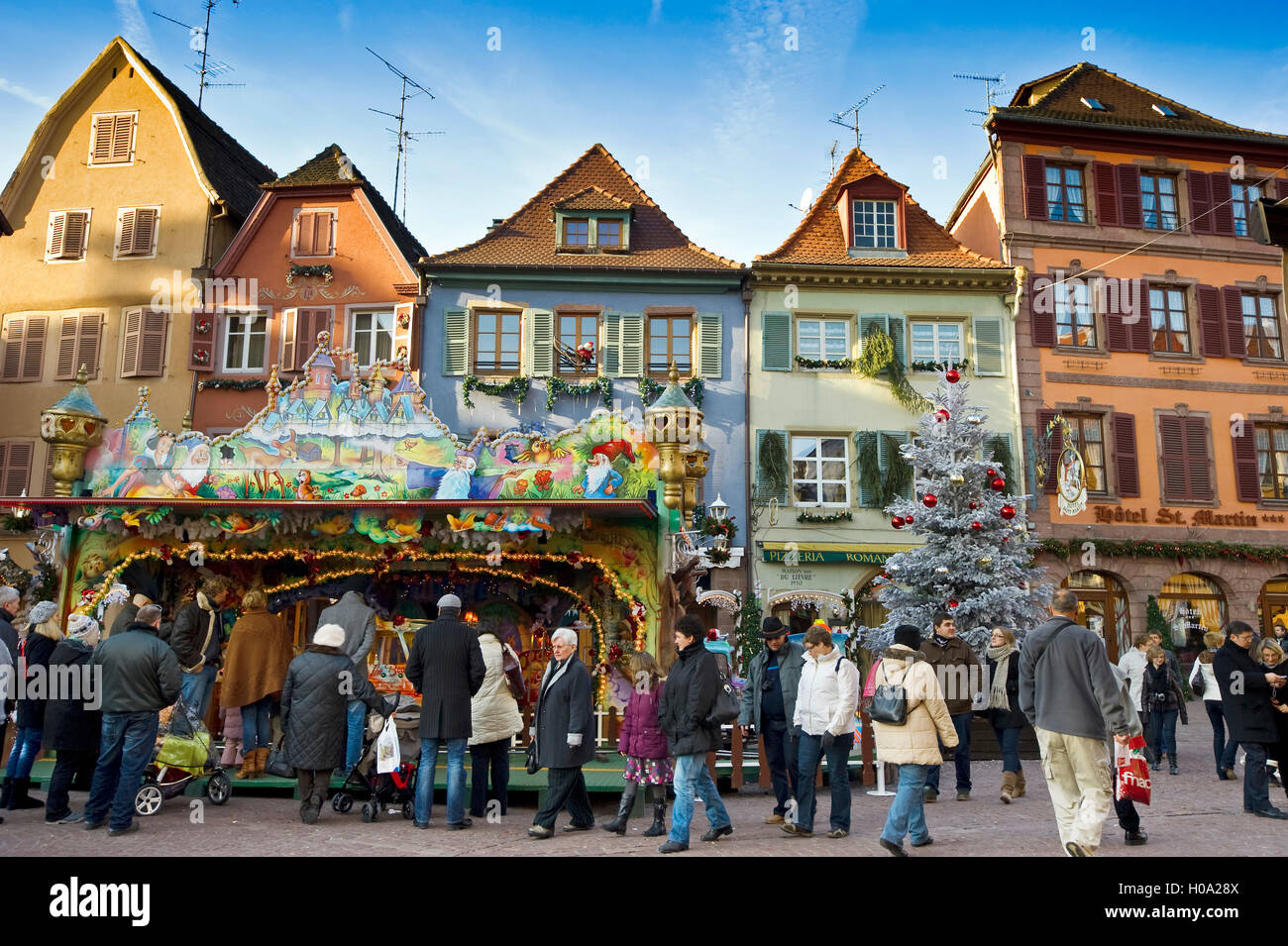 Christmas Market, Colmar, Alsace, France Stock Photo - Alamy