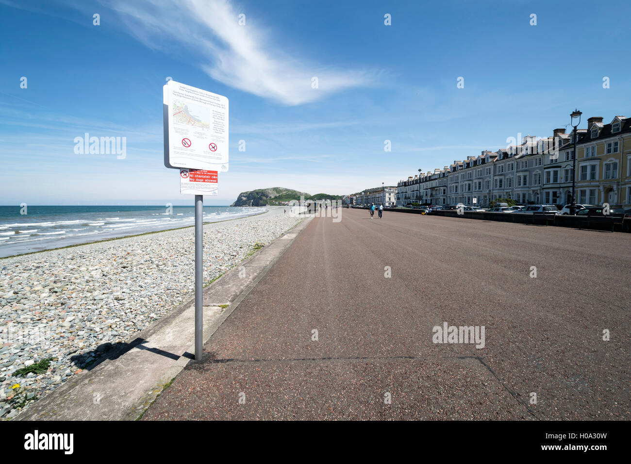 Llandudno promenade North Wales basking in the spring sunshine with the ...