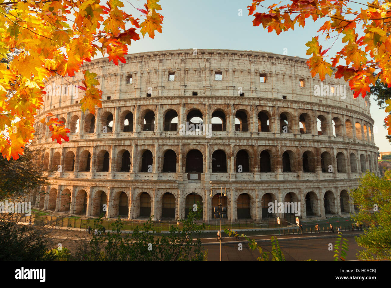Fall of rome colosseum hi-res stock photography and images - Alamy