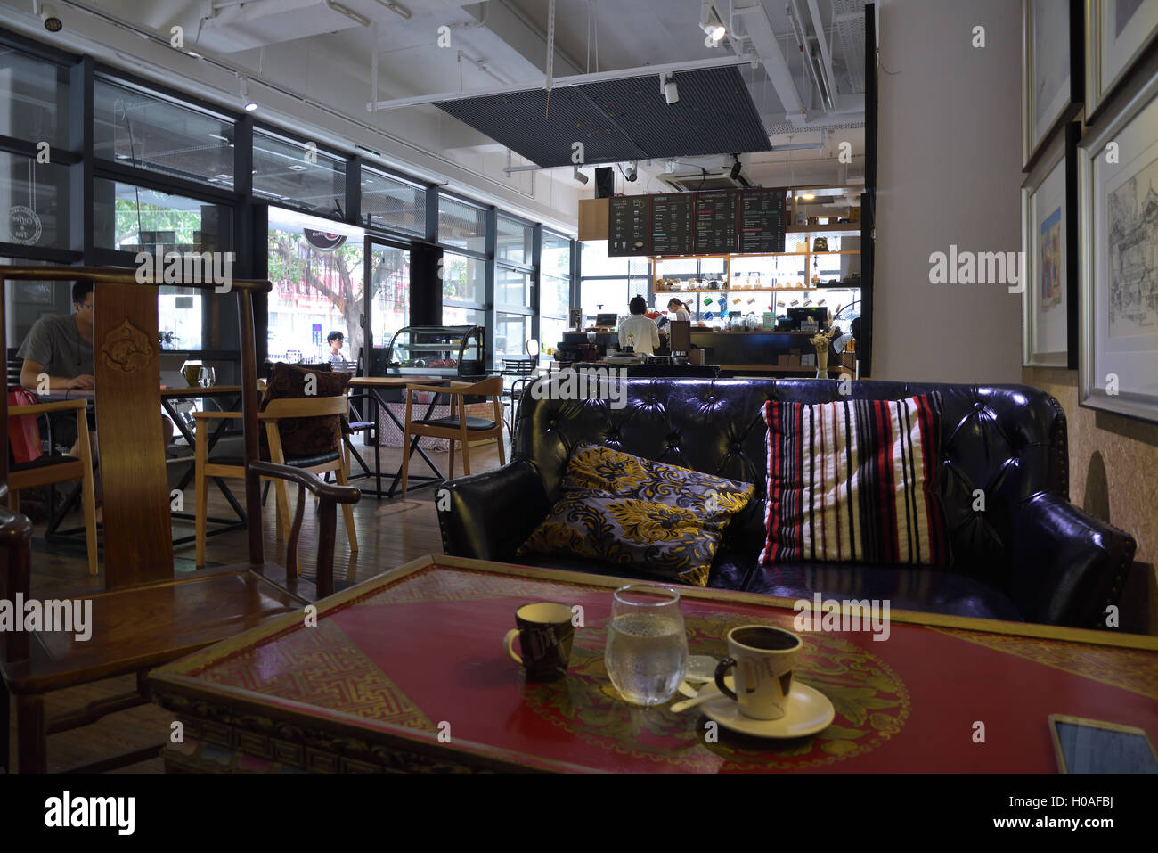 Warm And Cosy Cafe Environment Stock Photo - Alamy