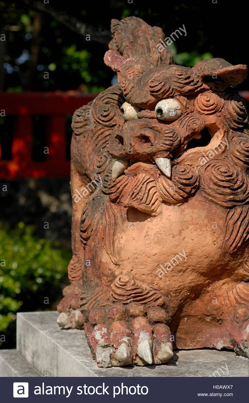 Naha Okinawa Japan Shisa Stock Photos & Naha Okinawa Japan Shisa Stock ...