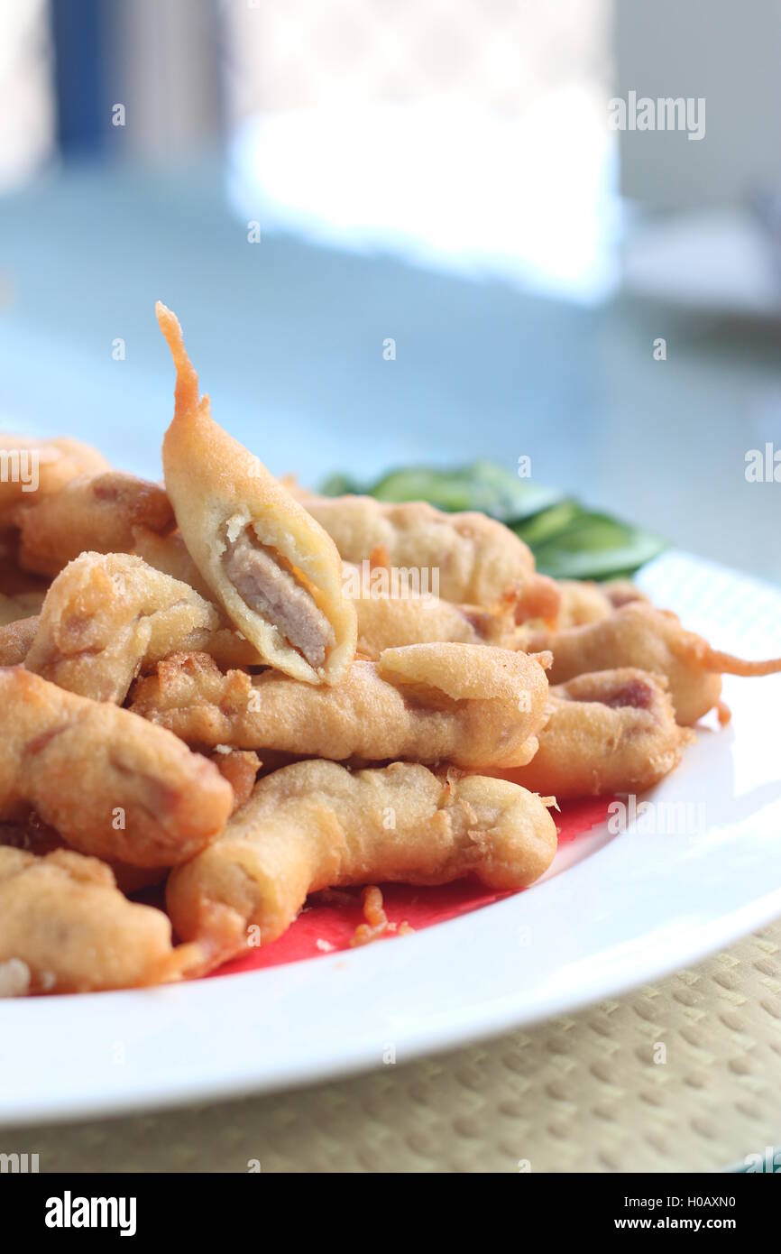 Chinese wanton on white plate in restaurant Stock Photo - Alamy