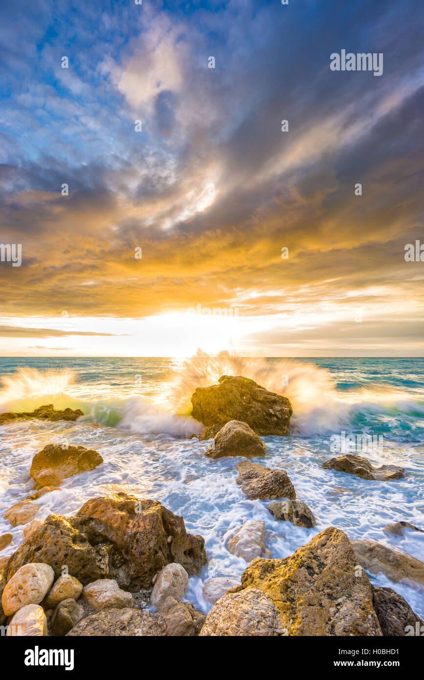 Kathisma beach, Lefkada, lefkas island Greece at sunset Stock Photo - Alamy