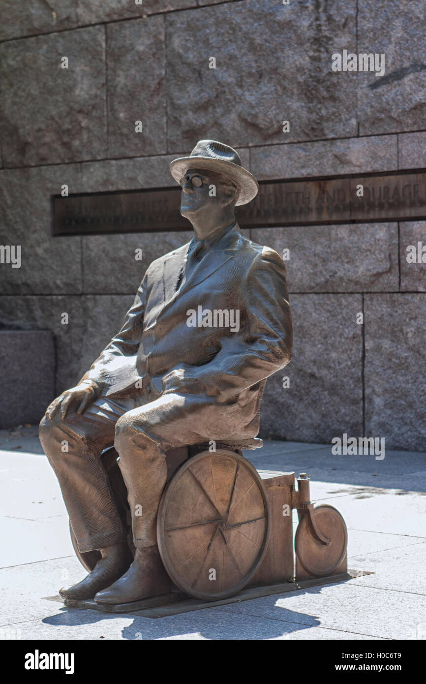 Franklin d. roosevelt wheelchair hi-res stock photography and images ...