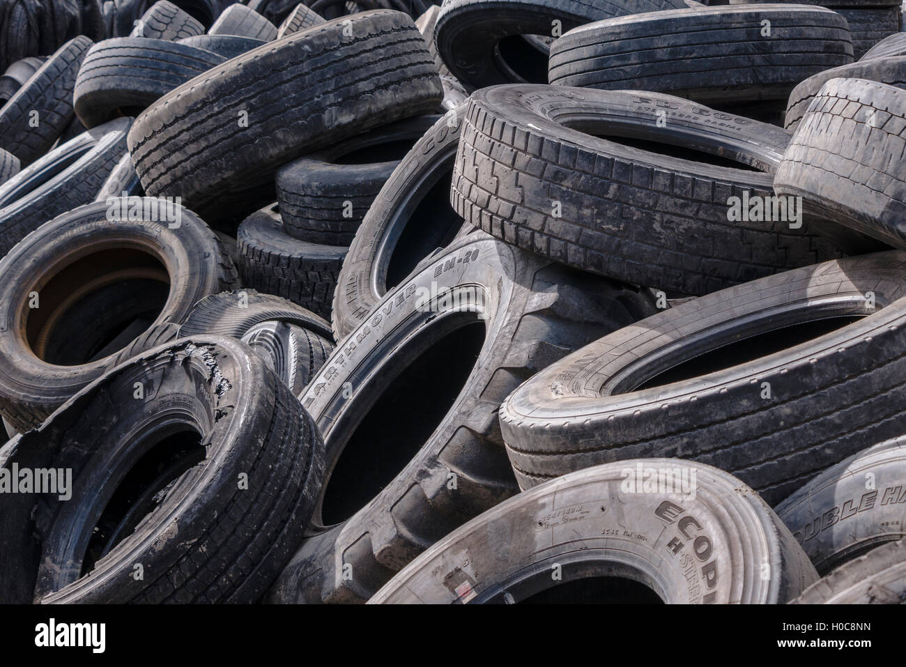 Used tyres collection hi-res stock photography and images - Alamy