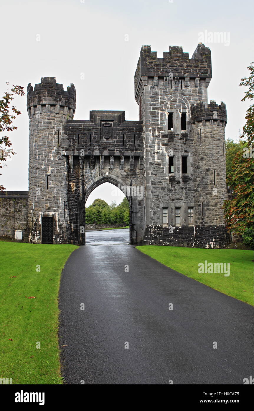 Ashford castle. County Mayo, Ireland - HDR Stock Photo - Alamy