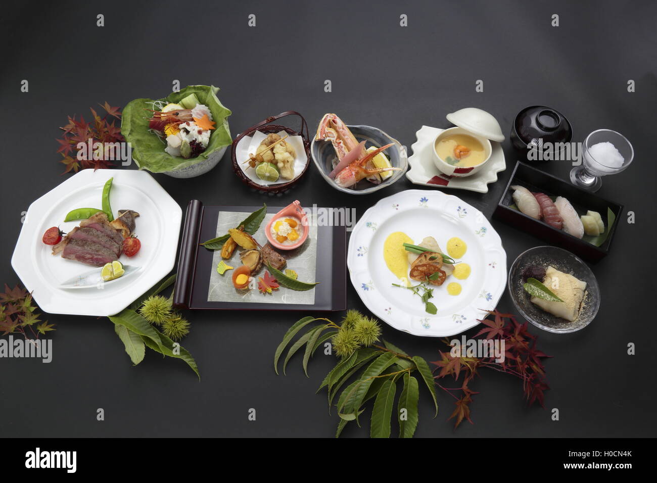 Rice box japan tokyo hi-res stock photography and images - Alamy