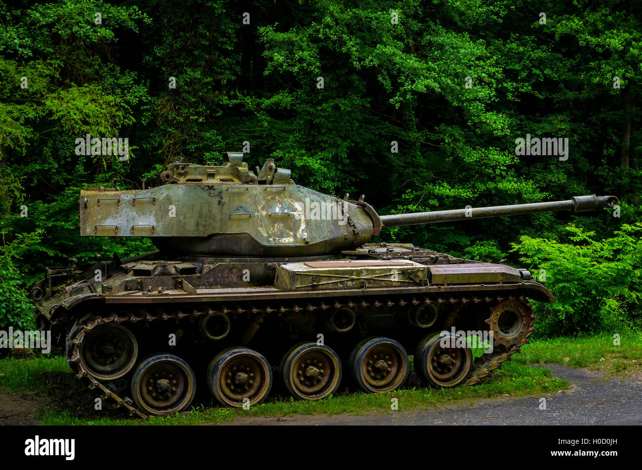 Wwii american tank hi-res stock photography and images - Alamy