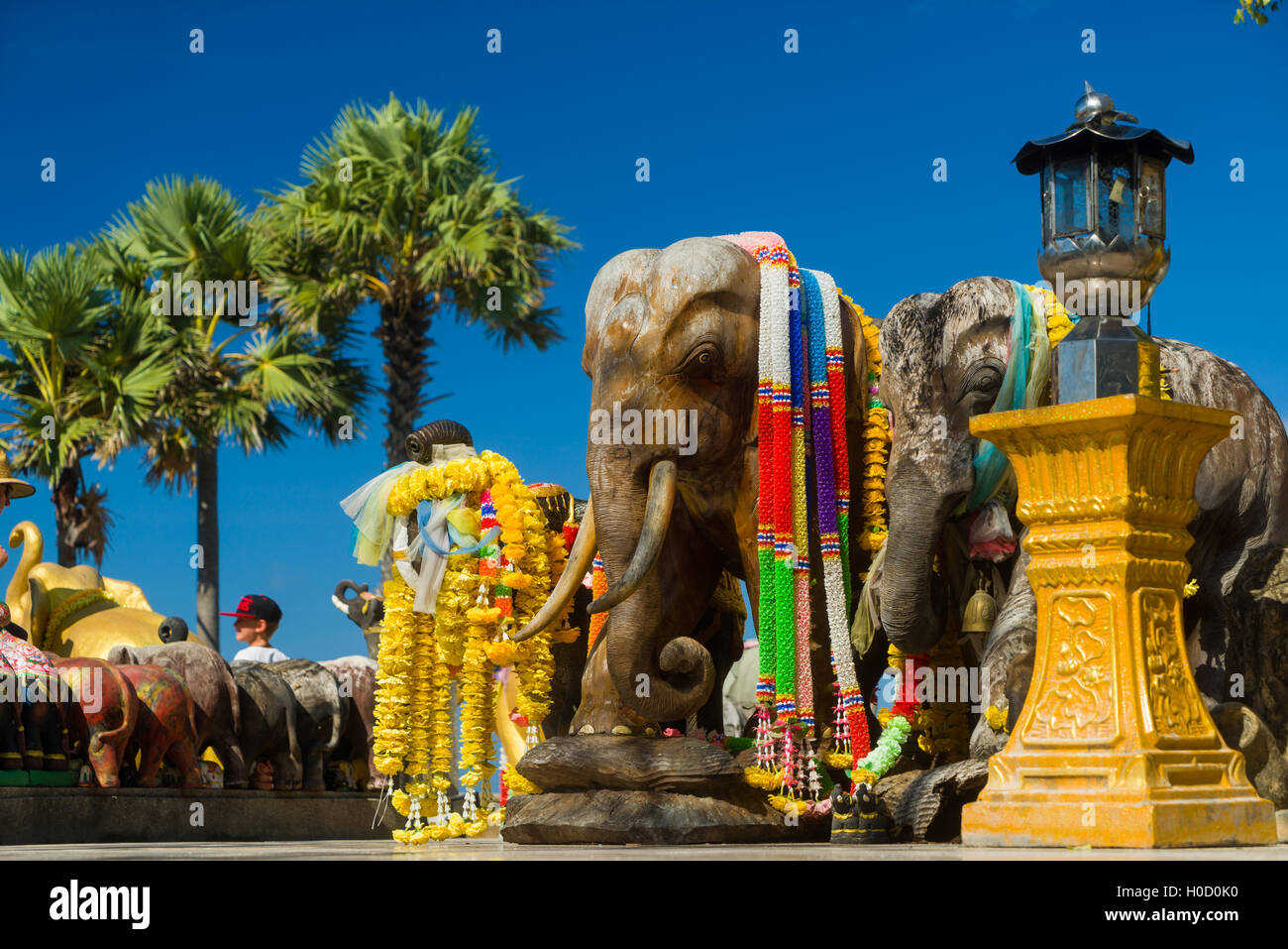 Lighthouse temple hi-res stock photography and images - Alamy