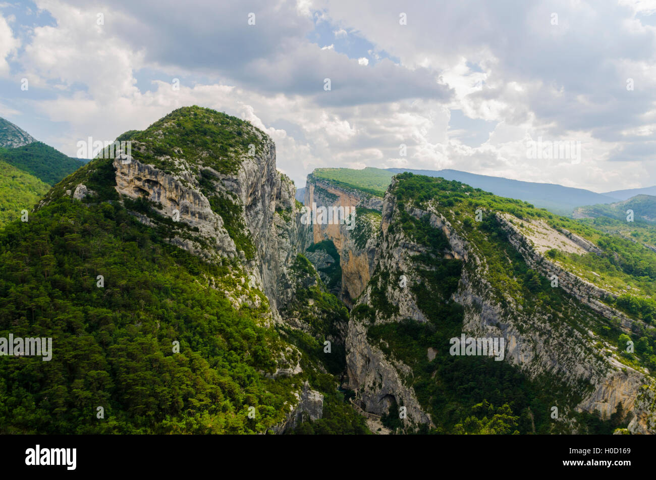 Rock chasm hi-res stock photography and images - Alamy