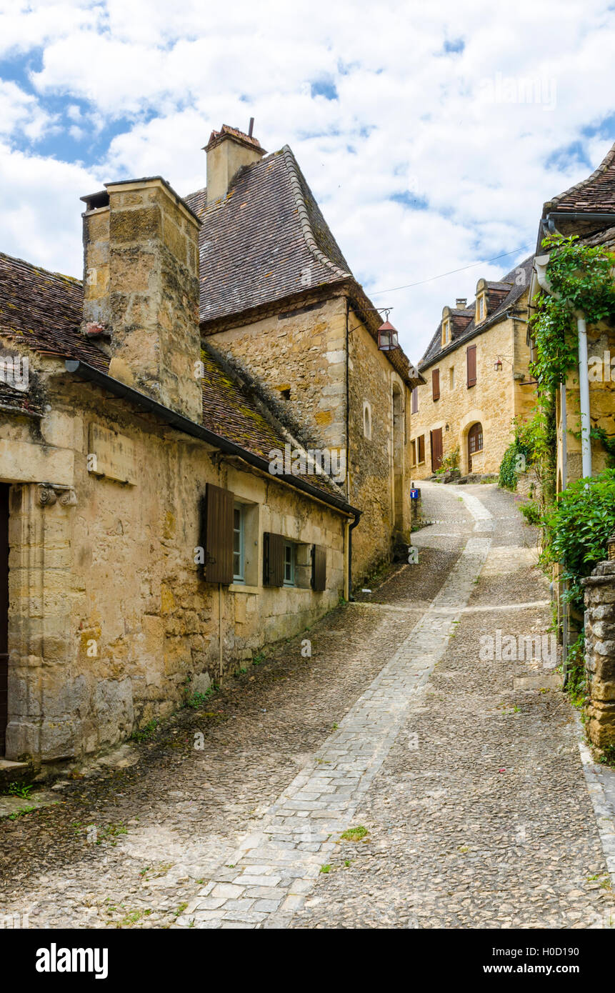Beynac castle hi-res stock photography and images - Alamy