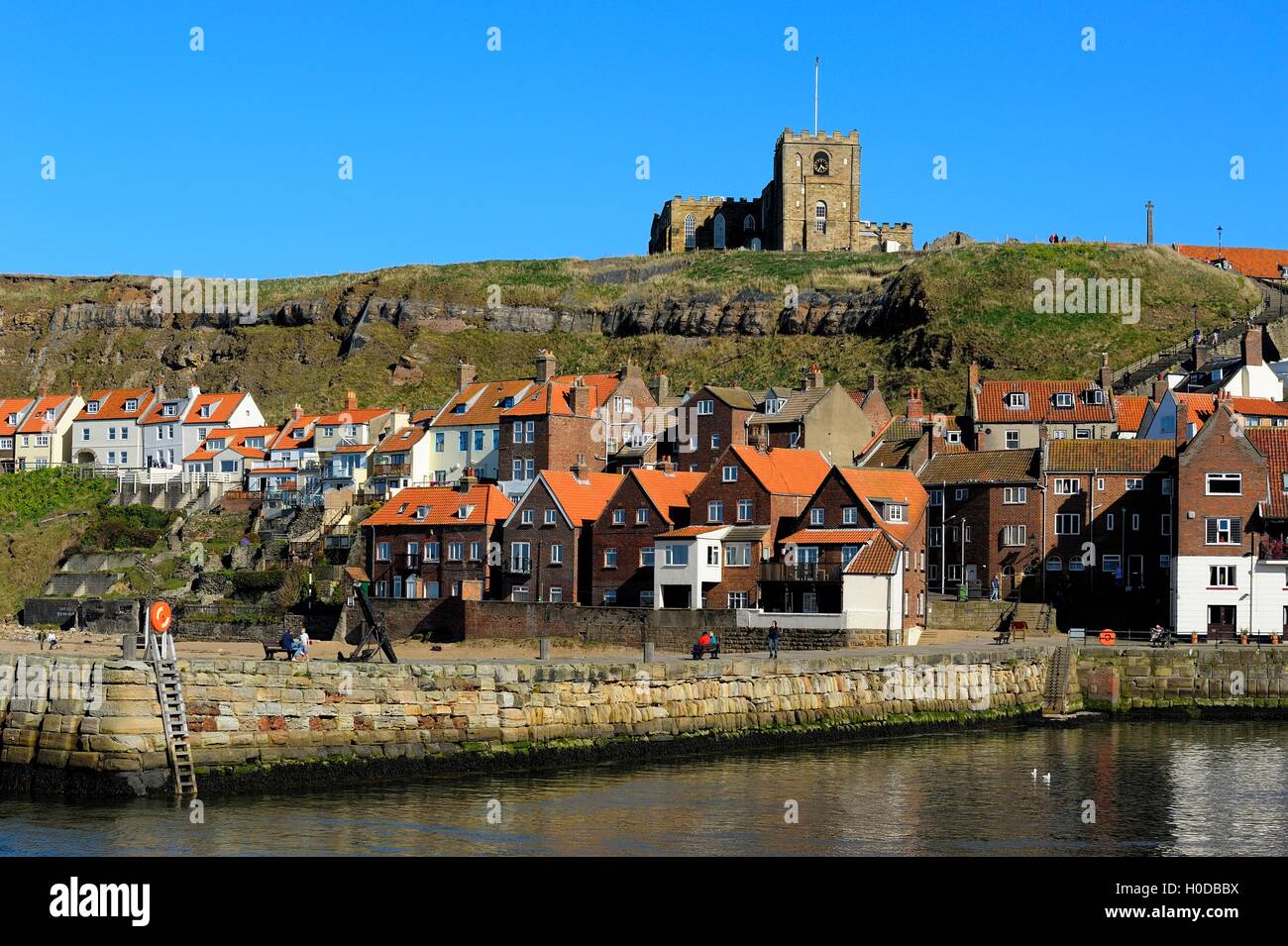 Whitby harbor front hi-res stock photography and images - Alamy