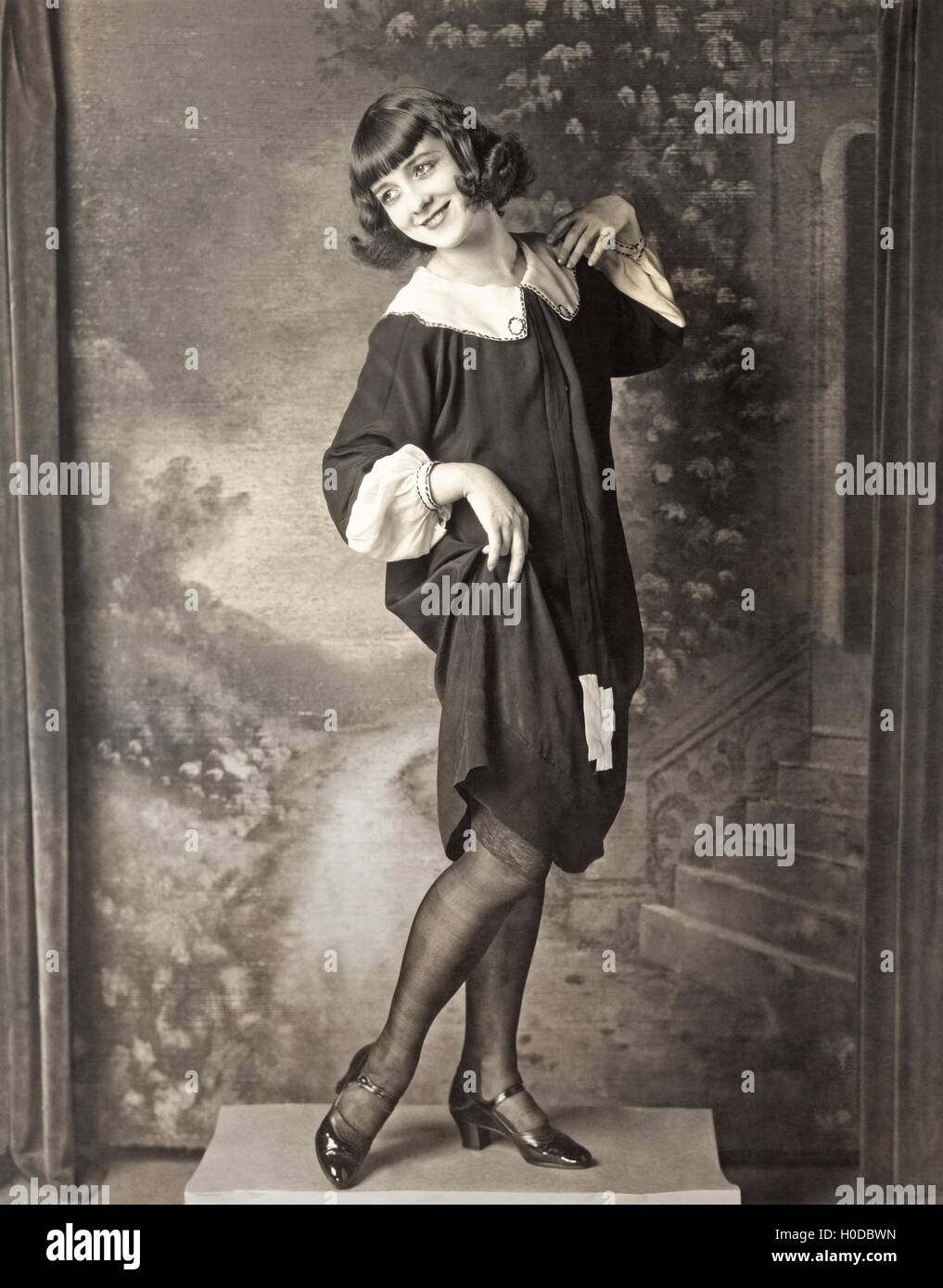 Vintage Dresses 1940s Glamour