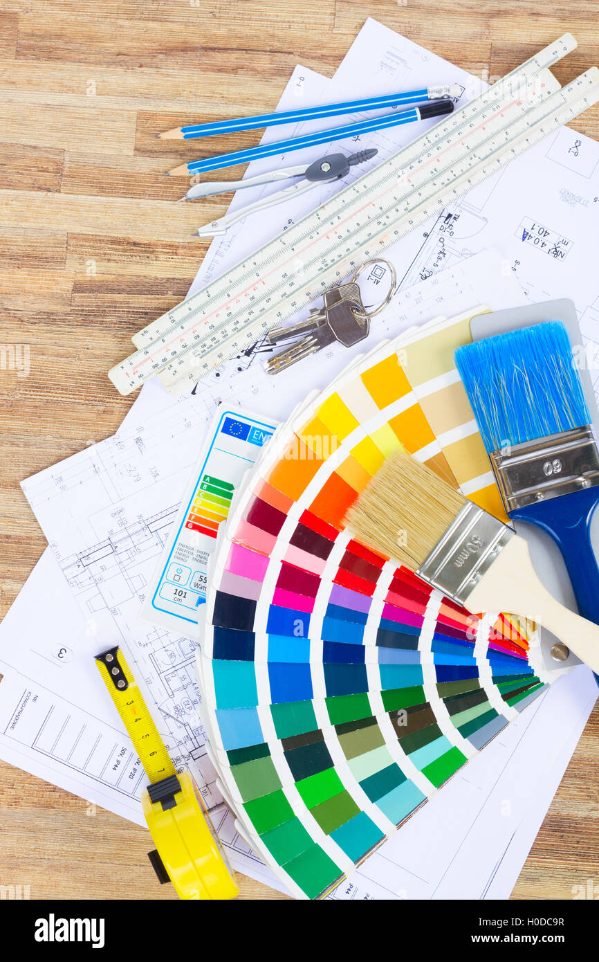 designer's working table Stock Photo - Alamy